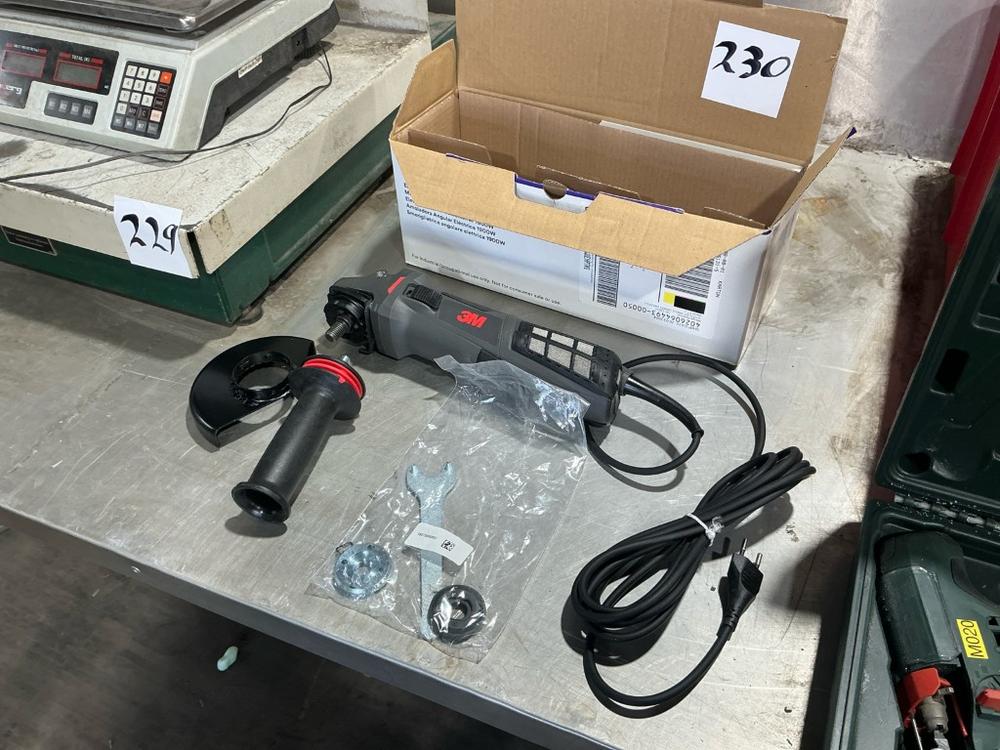 3M angle grinder | Dome Auctions
